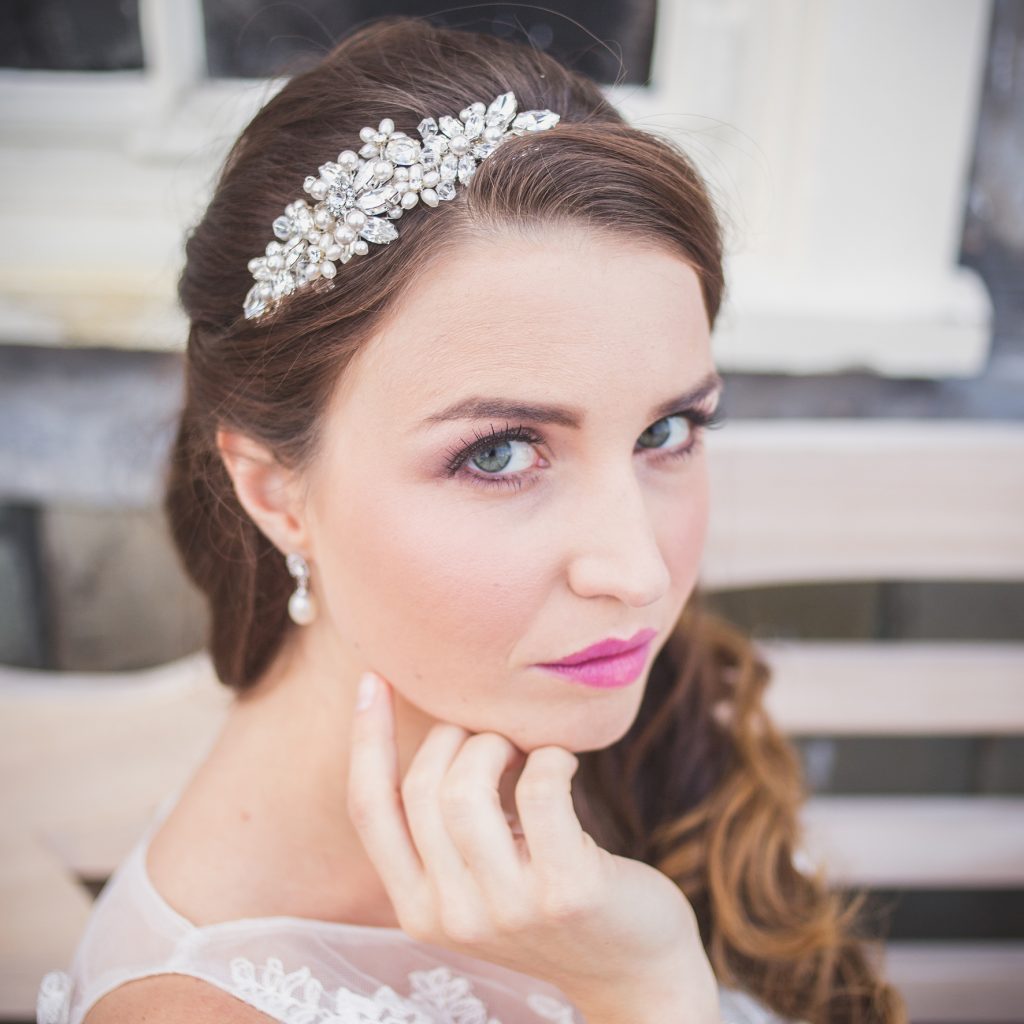 Angelica small pearl side headpiece – Rocks for Frocks